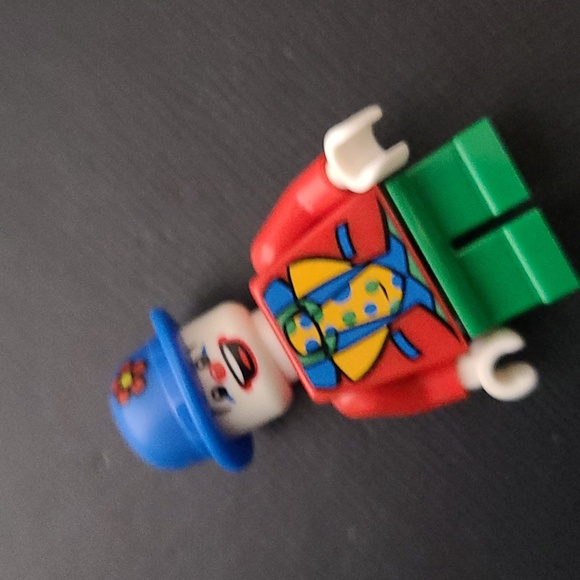 Lego | Toys | Lego Minifigure Clown Short Legs | Poshmark